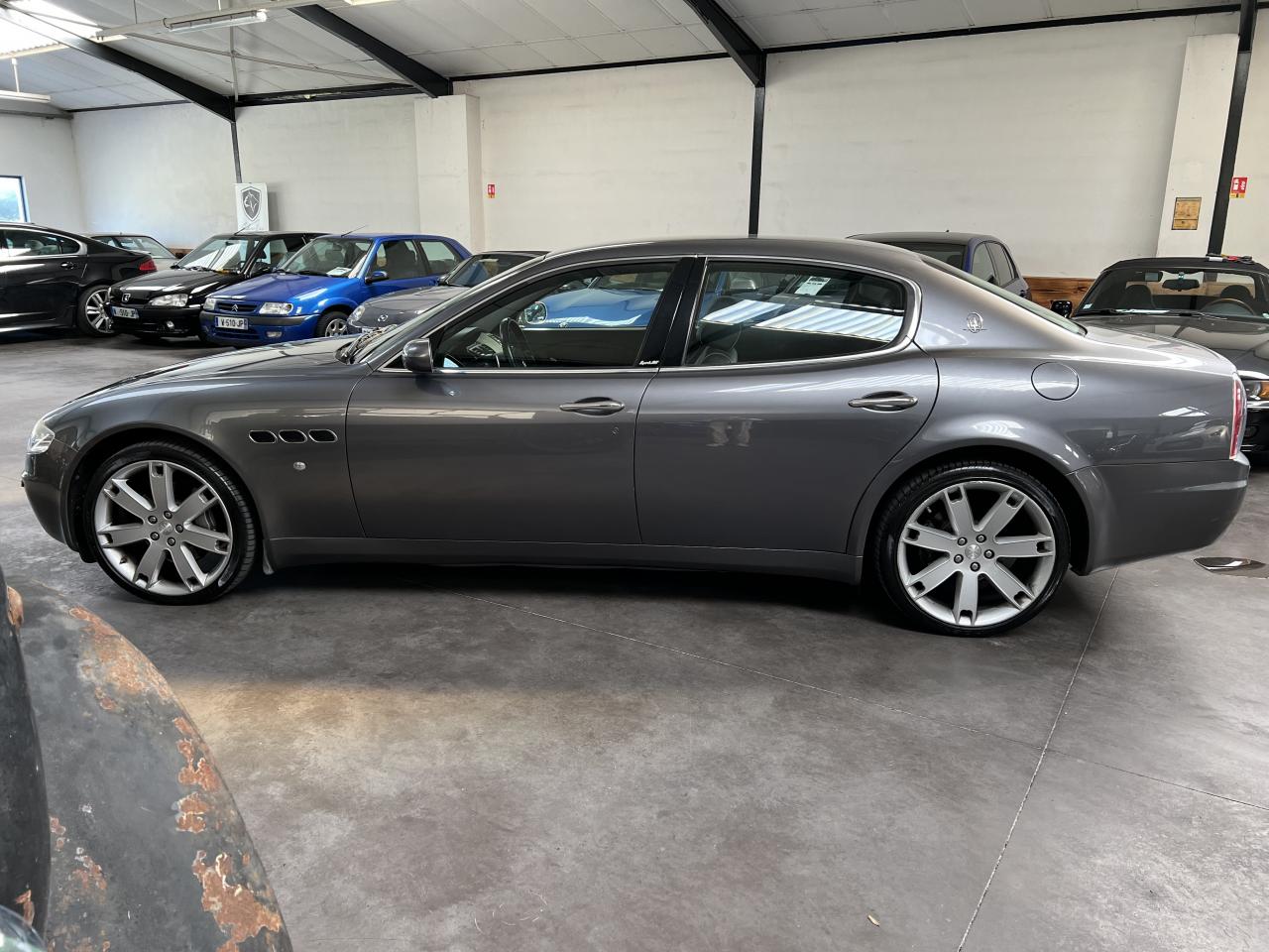 SILVER LAC - MASERATI-QUATTROPORTE-4.2 V8 400 SPORT GT